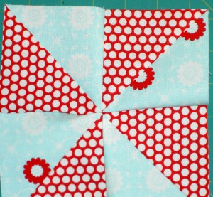 Making a Double Pinwheel – Artquiltmaker Blog